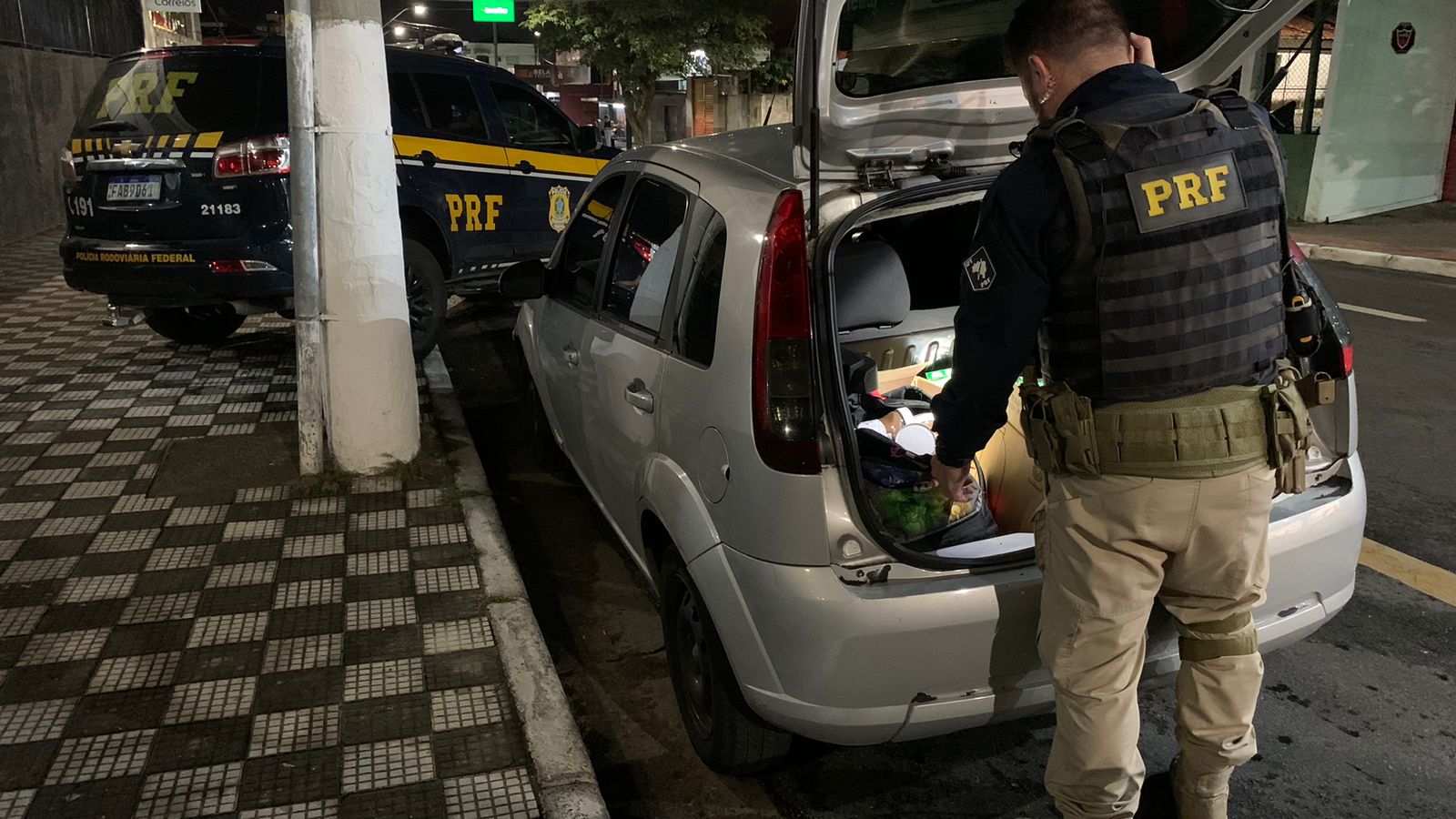 Casal é detido com mais de R$ 6 mil em mercadorias furtadas